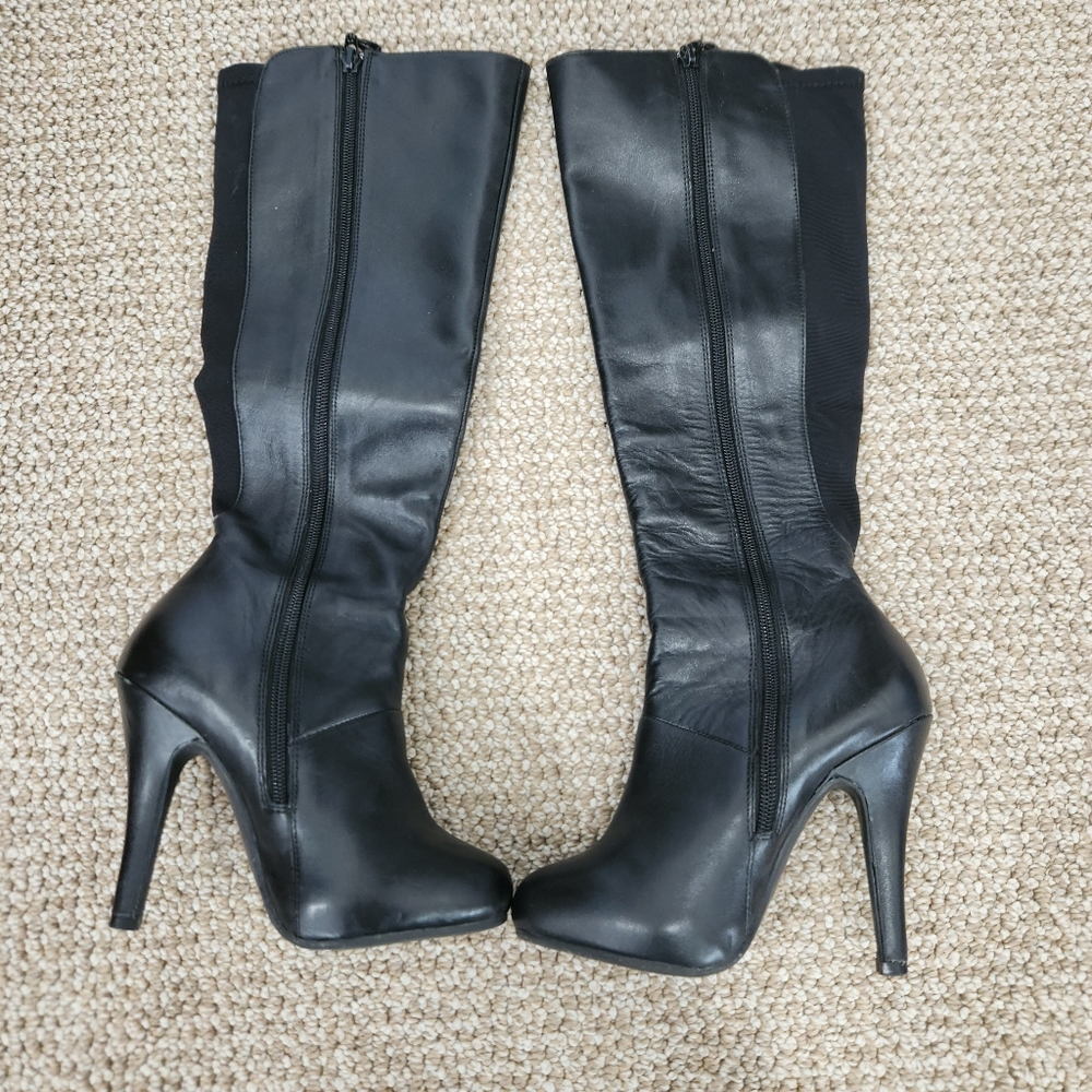 Under The Knee Black Heeled Platform Boot. Size 4m - Gem